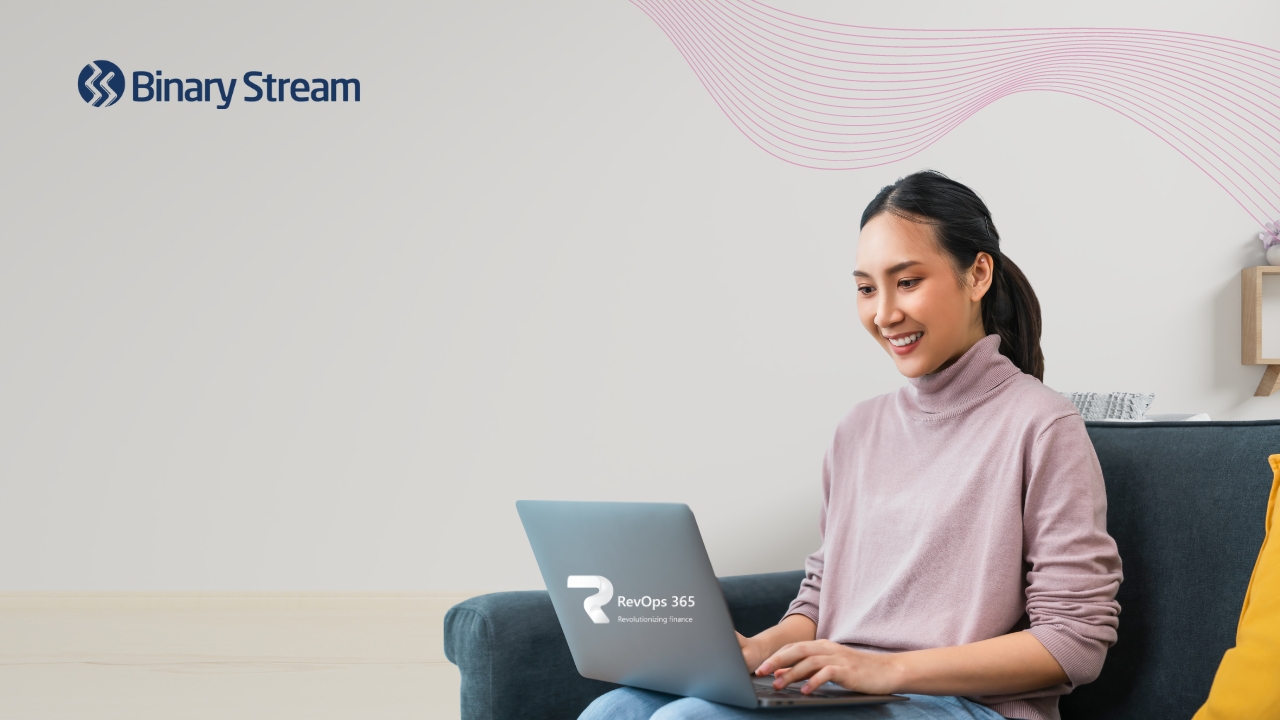 Free Download - Infographic - 9 critical differences between RevOps vs SalesOps